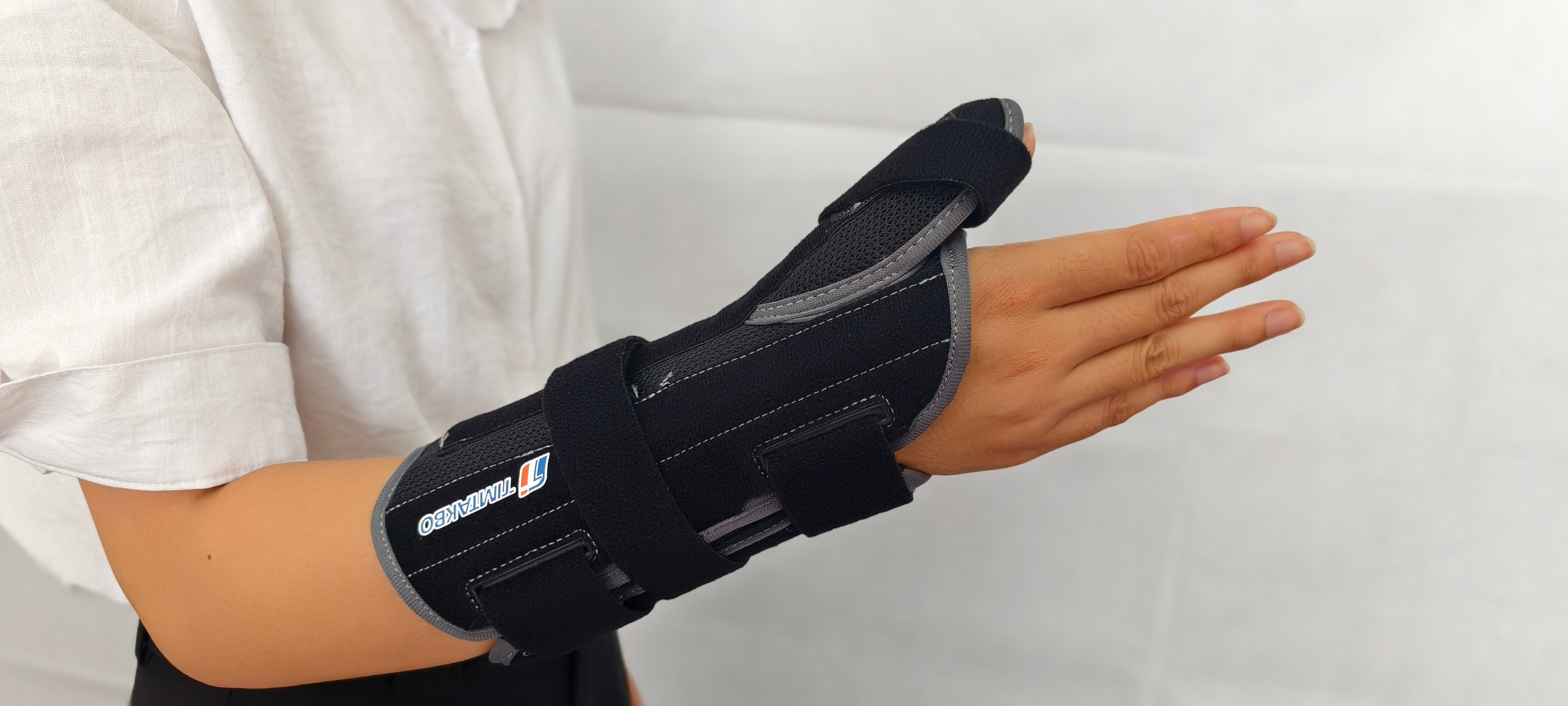 TIMTAKBO Wrist Support for Women Men, Carpal Tunnel Wrist Brace with T